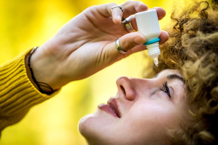 Over-the-counter eye drops: 5 options and how they work | Optum Perks