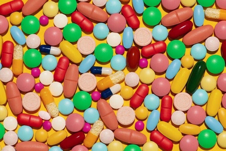 What medications can cause swollen ankles? Treatment and prevention ...