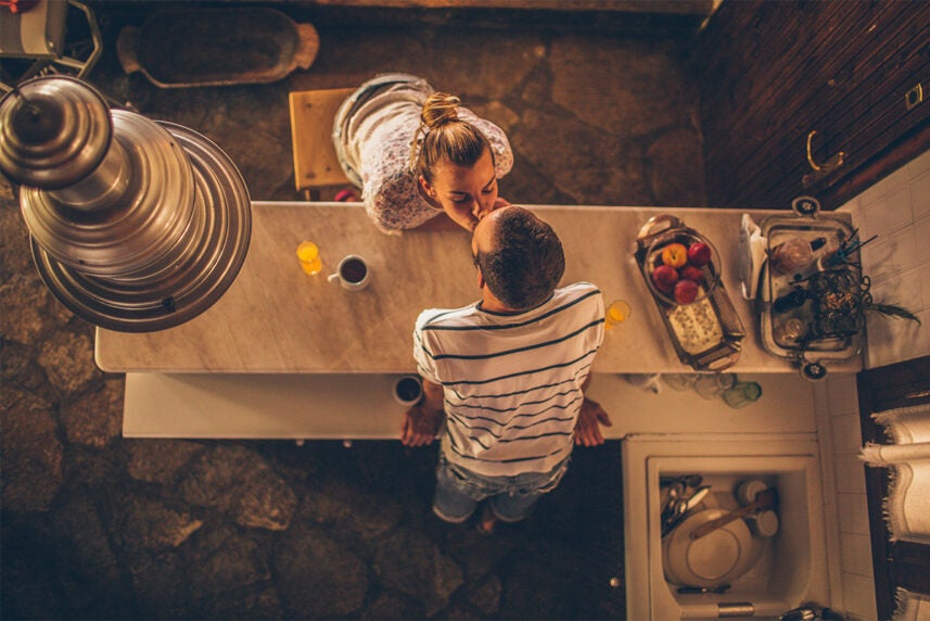 Herpes transmission from kissing - When does it happen? | Optum Perks Herpes transmission from kissing - When does it happen? | Optum Perks