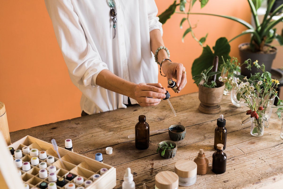 6 essential oils that can help with ADHD | Optum Perks