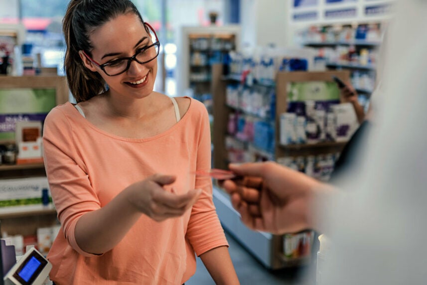 How to use the Optum Perks Discount Card at a pharmacy | Optum Perks