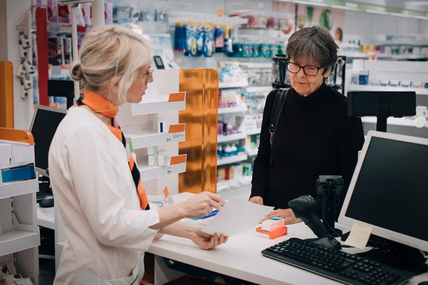 What to know about generic vs. brand name drugs | Optum Perks